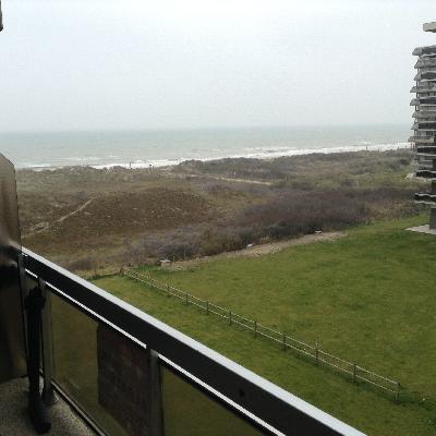 Studio 4 pers vue latérale mer La Panne Côte belge Klif - Quefaire.be